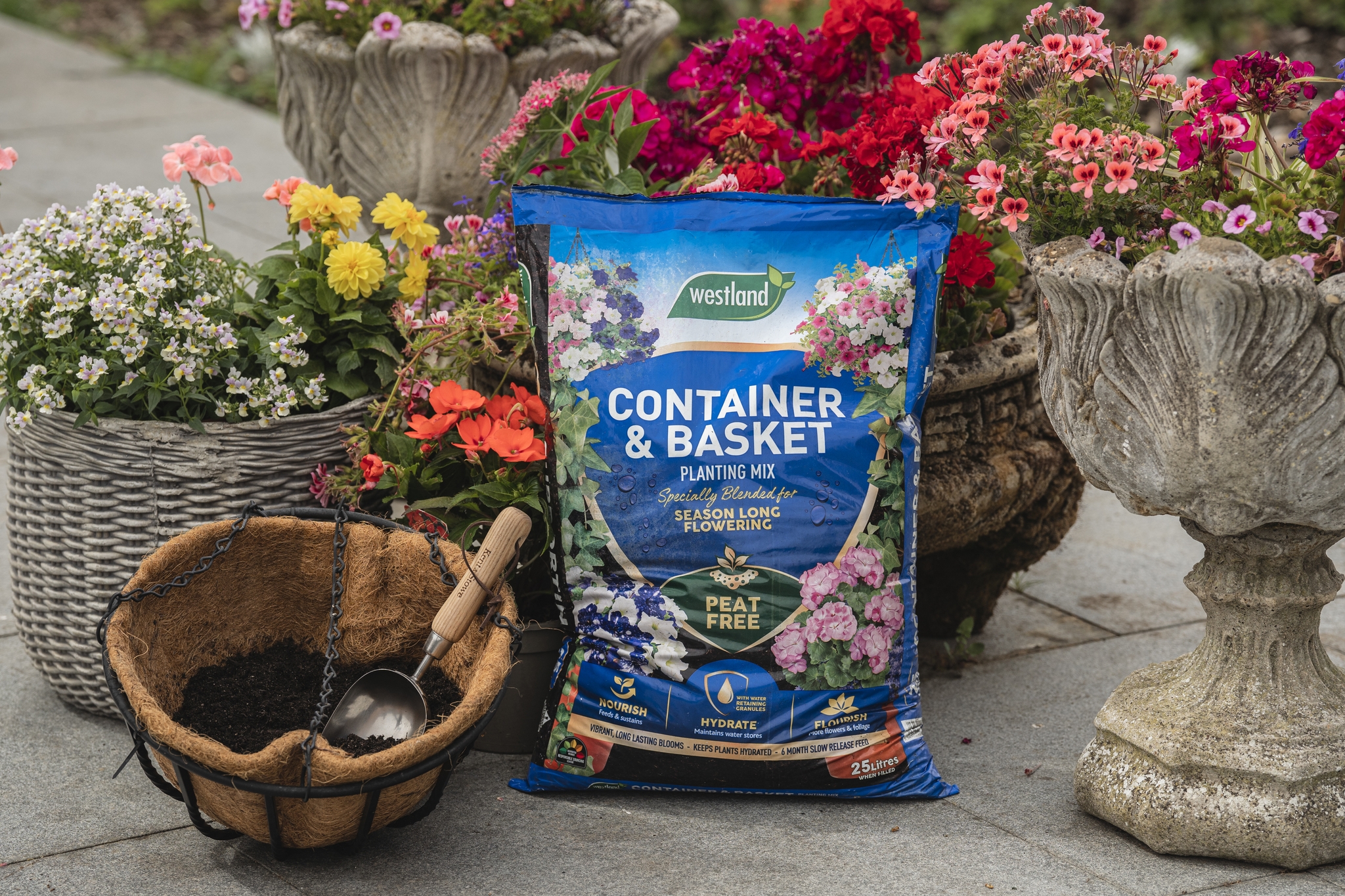 Container & Basket Planting Peat Free Mix 25L - St Peters Garden Centre