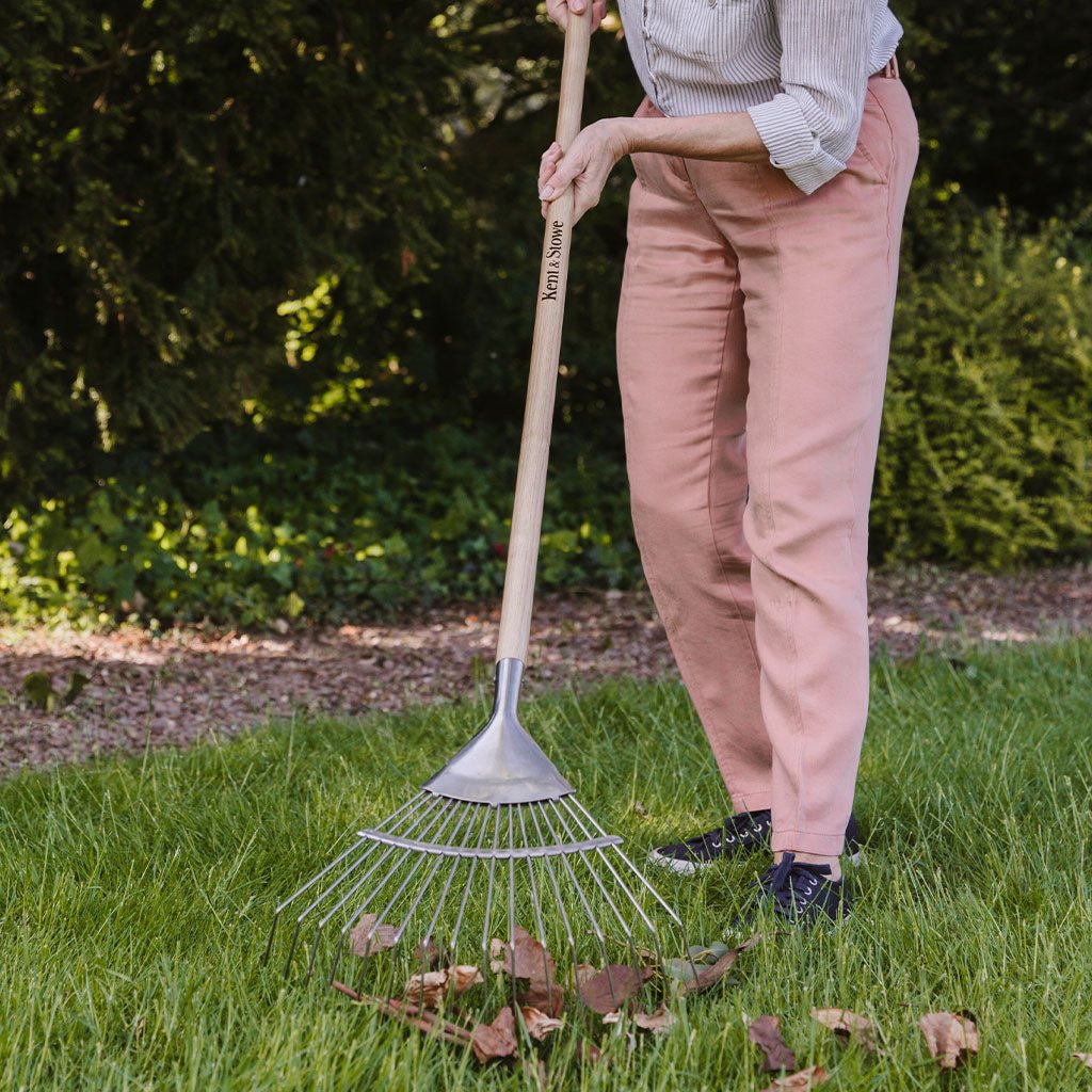Garden Life Stainless Steel Leaf Rake - St Peters Garden Centre